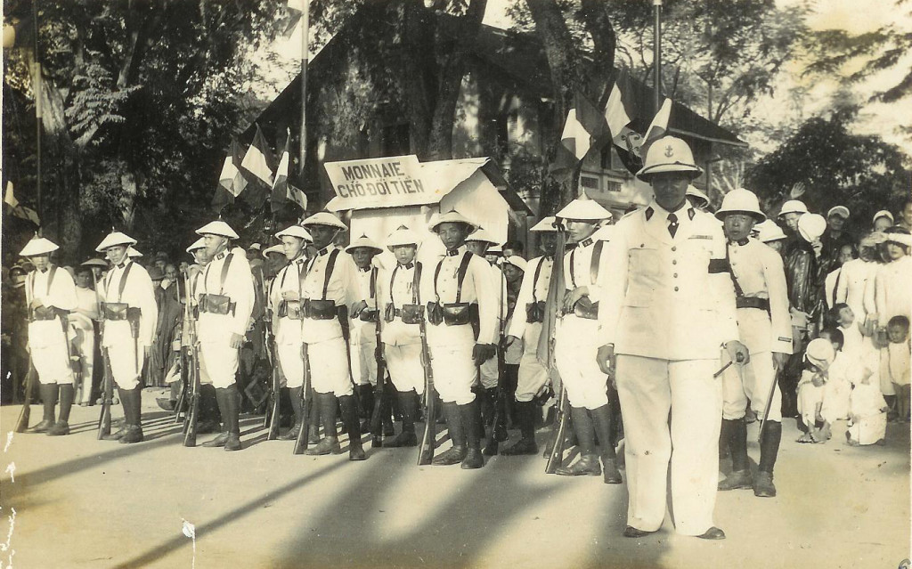 Philippines | Military Sun Helmets